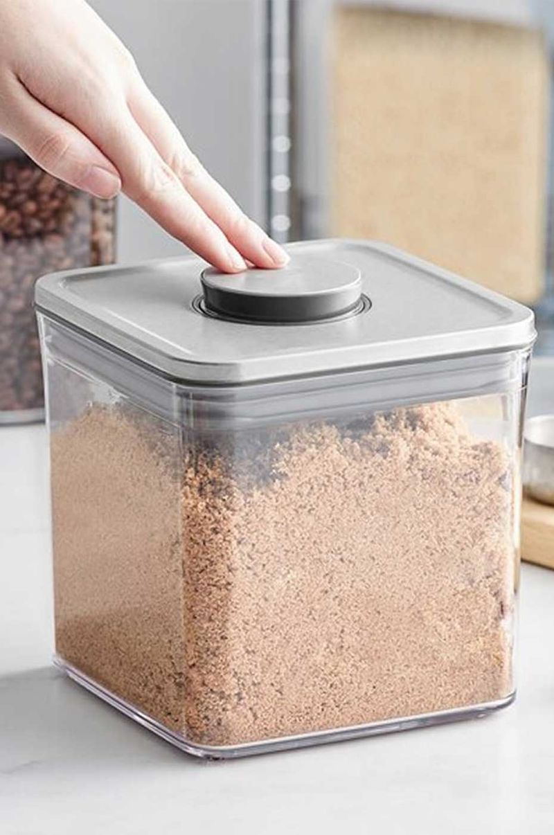 Contenedor Pop Cuadrado Tapa Acero 2,6 lts de Oxo